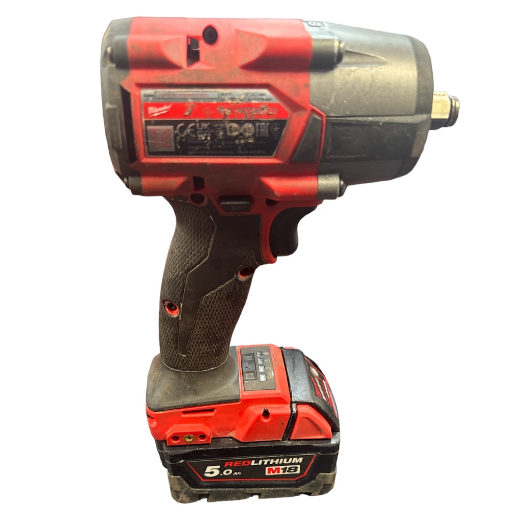 Pre-owned Milwaukee M18FMTIW2F12-502 1/2" Mid-Torque Impact Wrench ...